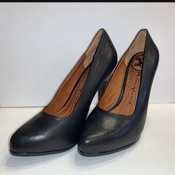 Modern Vintage | Shoes | Modern Vintage Platform Heels | Poshmark